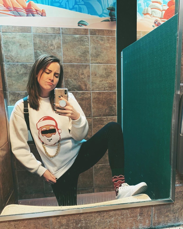 Picture of Laina Morris