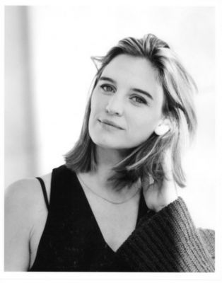 Isabel Gillies picture