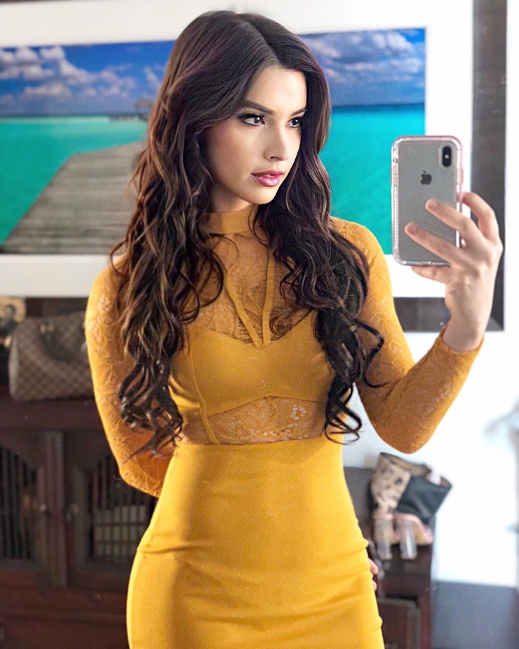 Picture of Carolina Gutierrez
