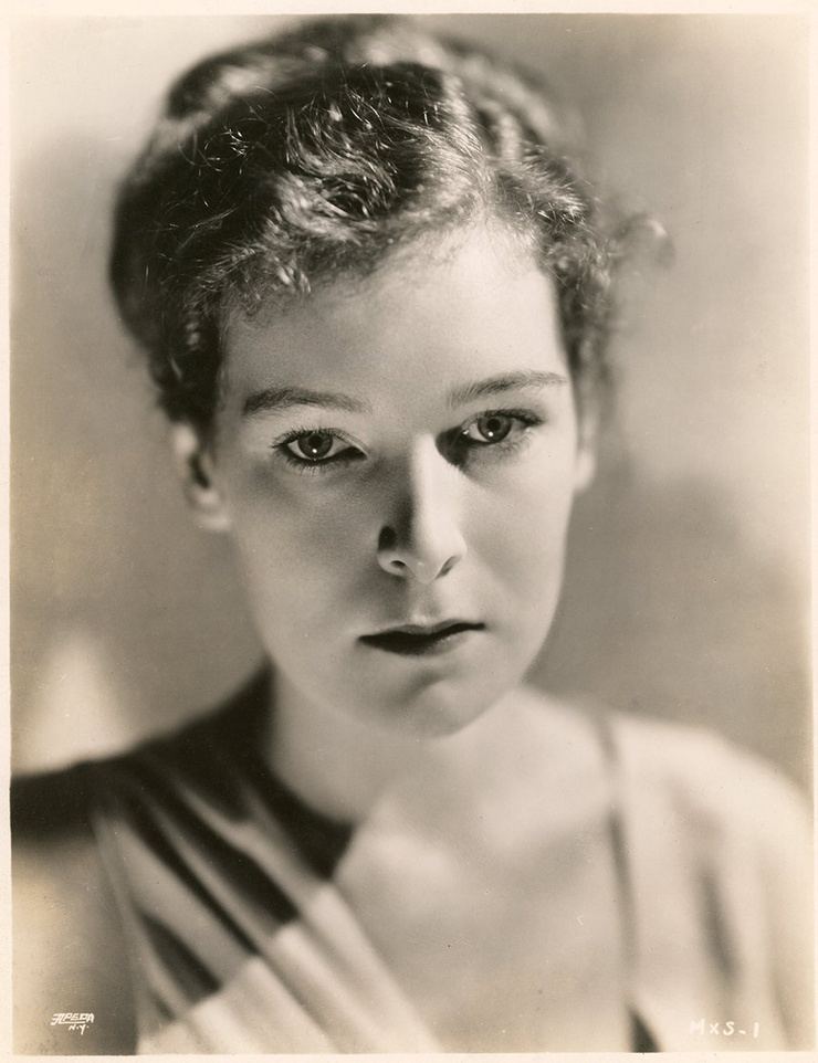 Mona Smith