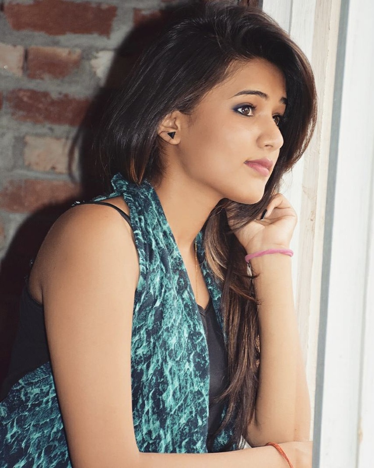 Garima Chaurasia picture