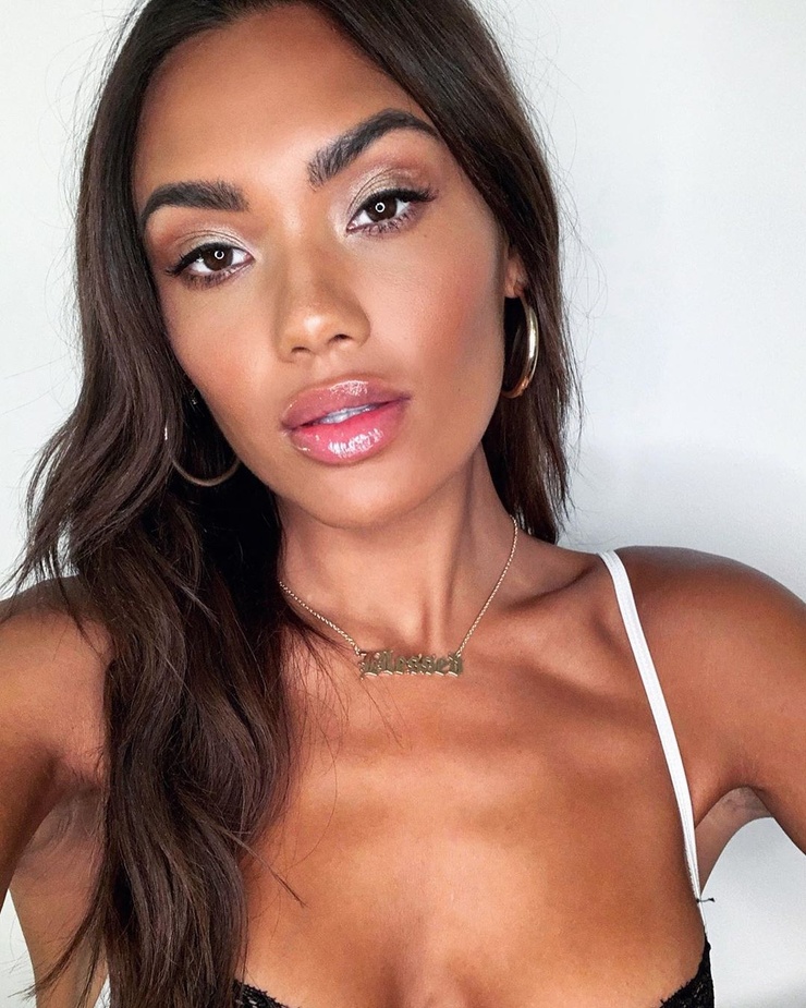 Steph Taylor's Instagram, Twitter & Facebook on IDCrawl