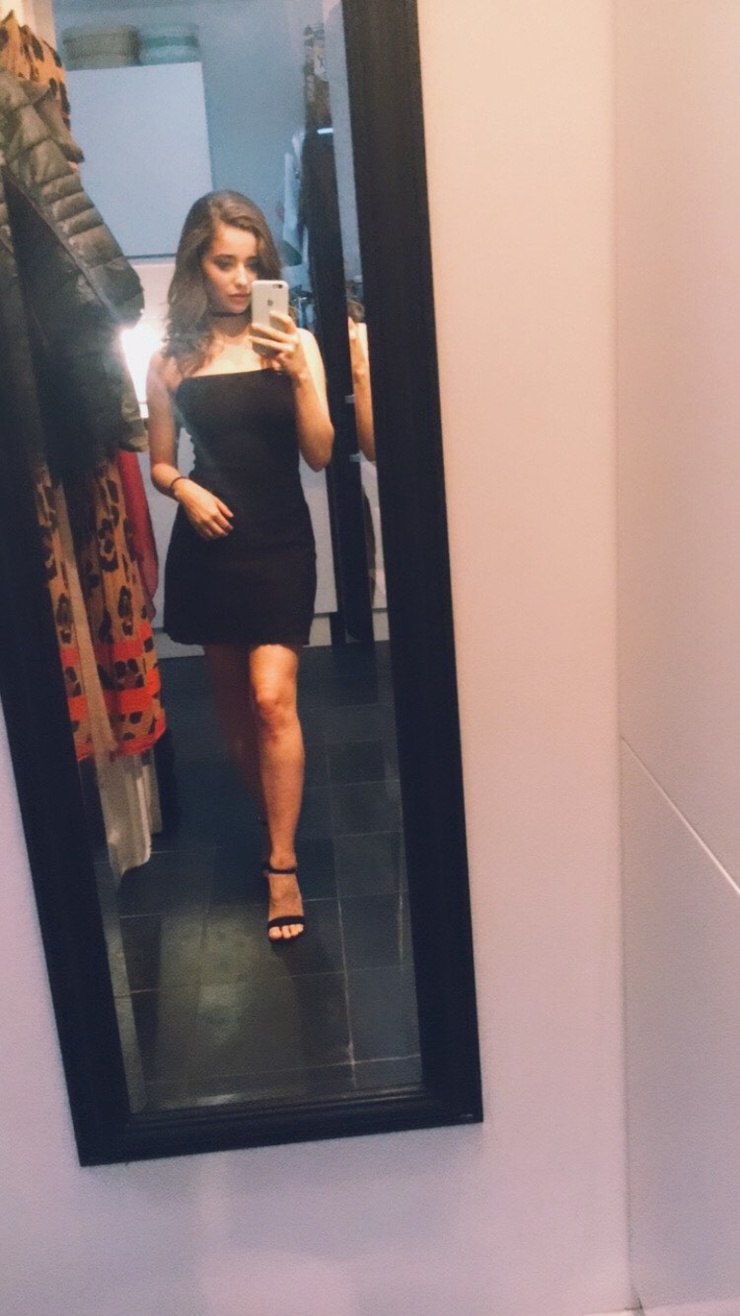 Picture of Holly Earl