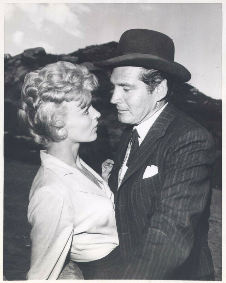 Joan Marshall, Gene Barry