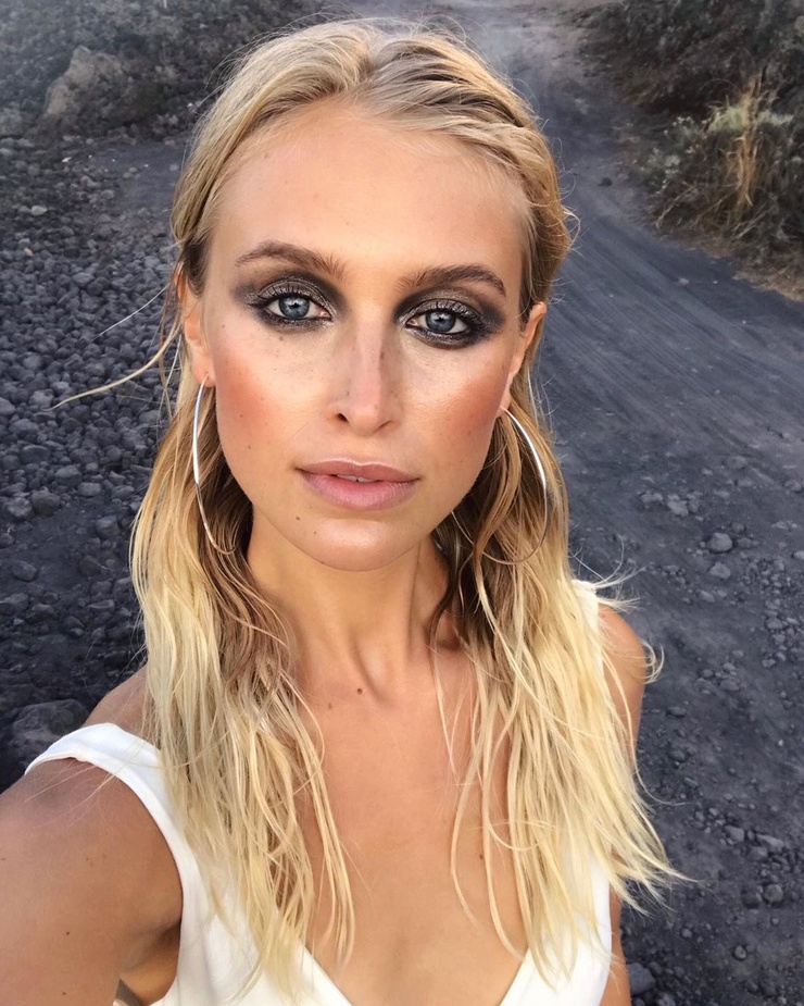 Picture of Lilly Lueesse