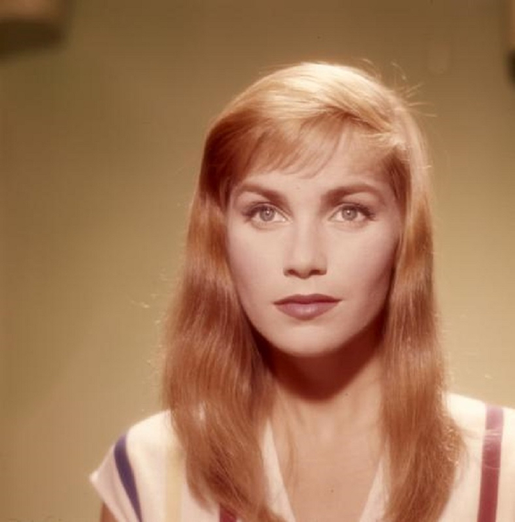 Picture of Estella Blain
