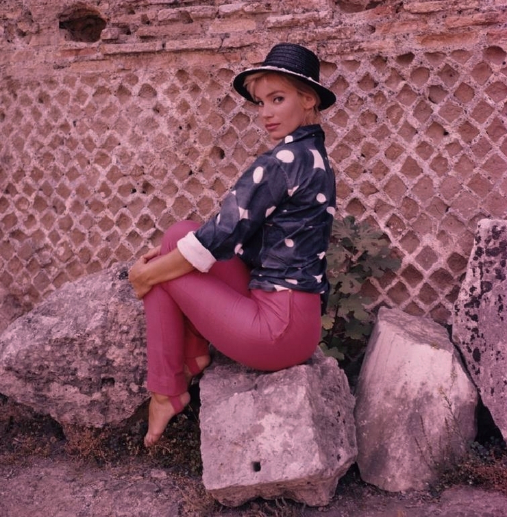 Picture of Estella Blain