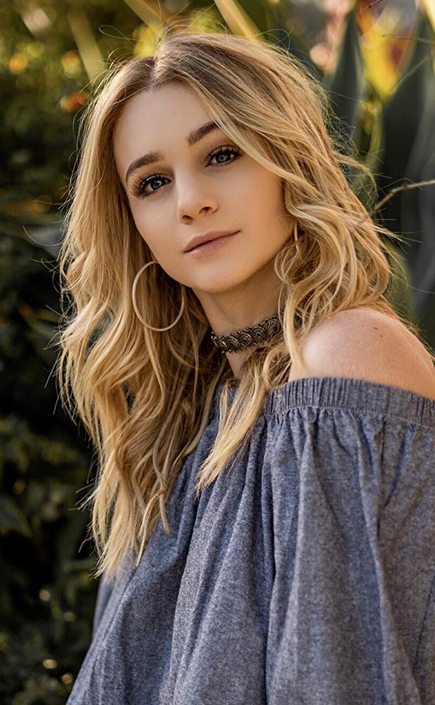 Picture of Mollee Gray