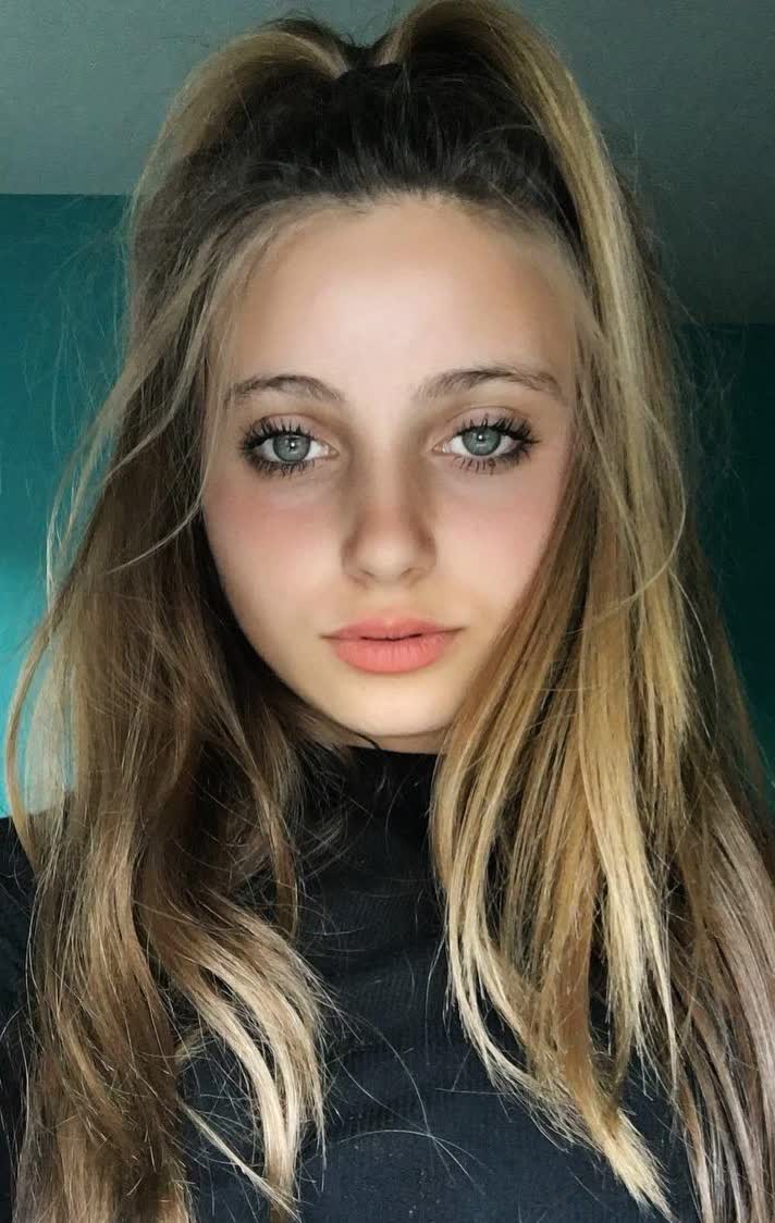 Amira Harvey picture