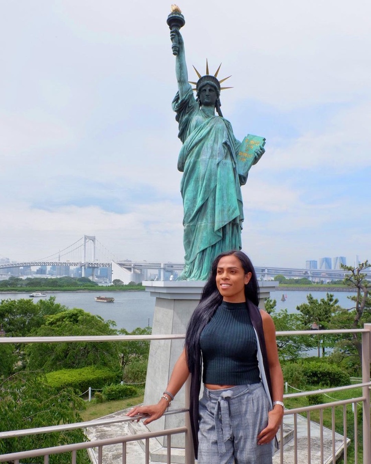 Picture of Nikki Raven