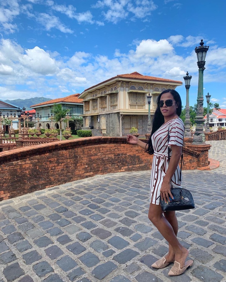 Picture of Nikki Raven