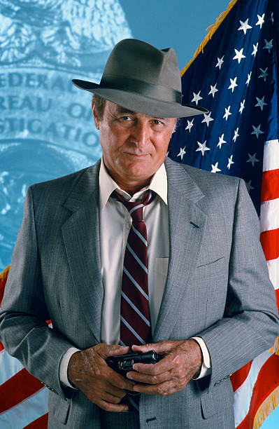 Robert Loggia