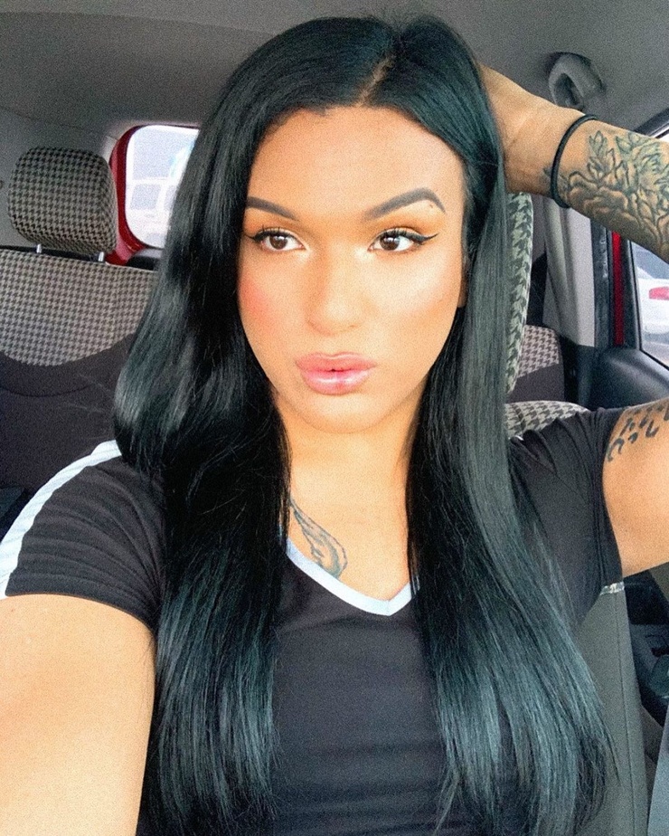 Picture of Jen de Leon