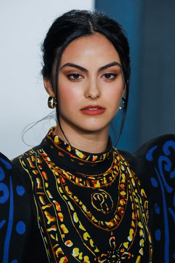 Picture of Camila Mendes