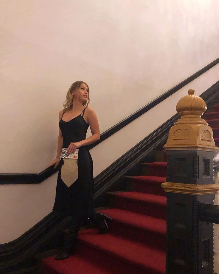 Alexandra Beaton image