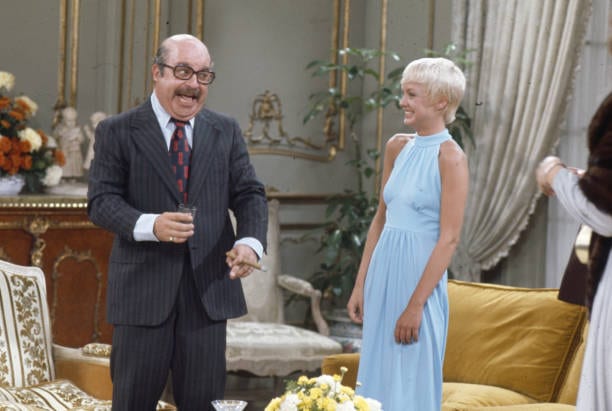 Sorrell Booke, Sarah Kennedy