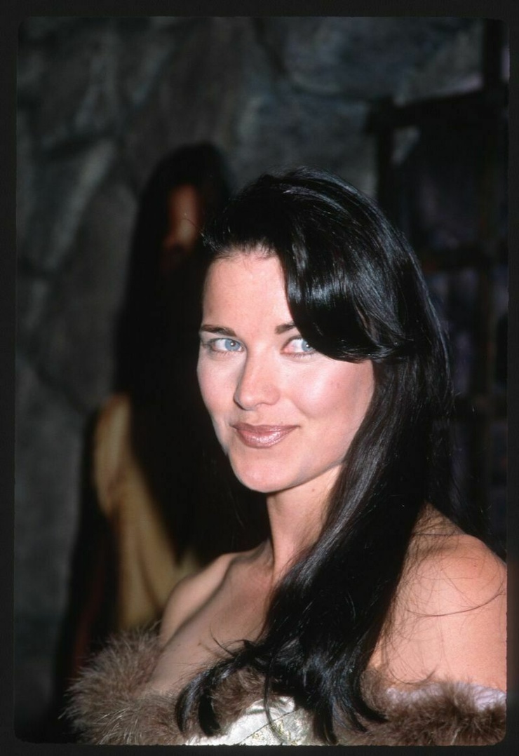Lucy Lawless