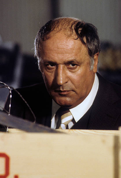 Vic Tayback