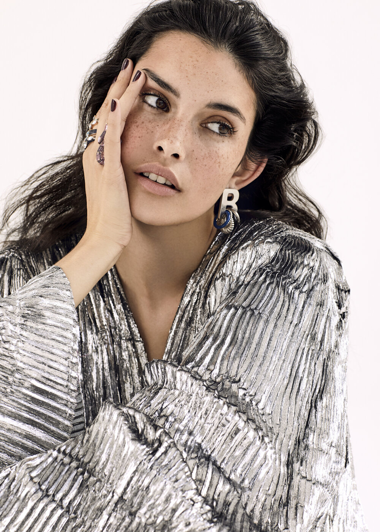 Picture of Zoe Barnard