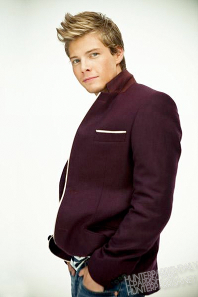 Picture of Hunter Parrish