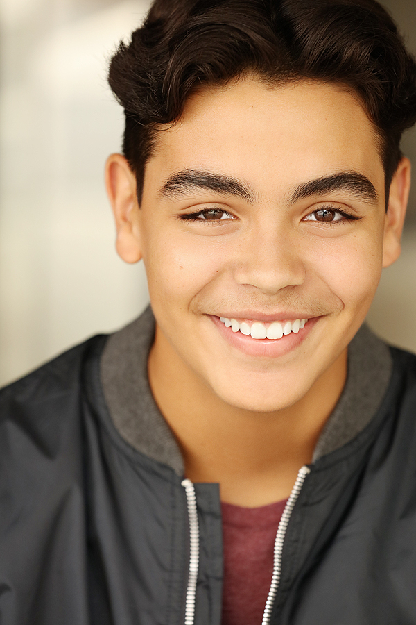 Image of Brett Hoyle