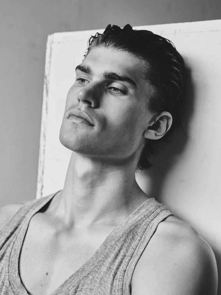 Picture of Jon Hjelholt