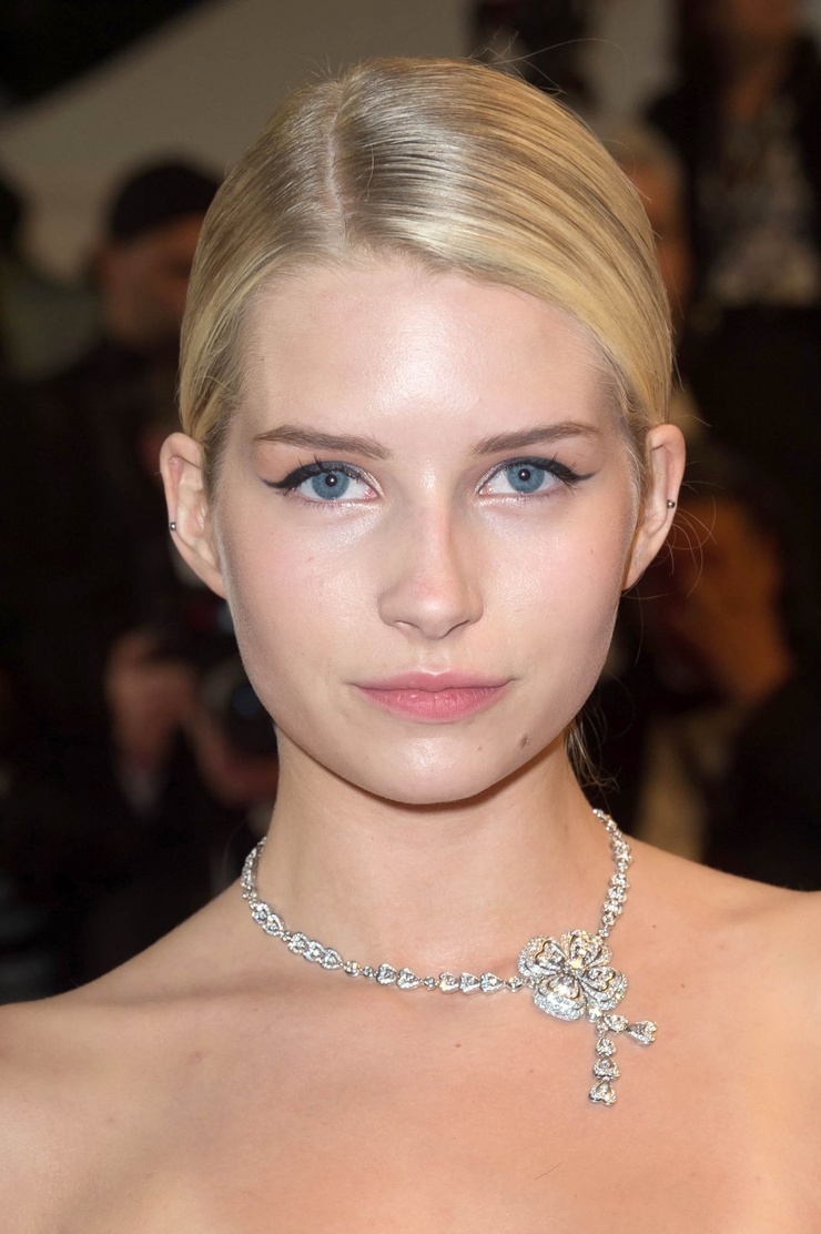 Picture of Lottie Moss