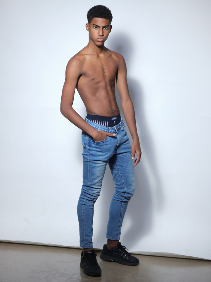 Picture of Alexander Olowu