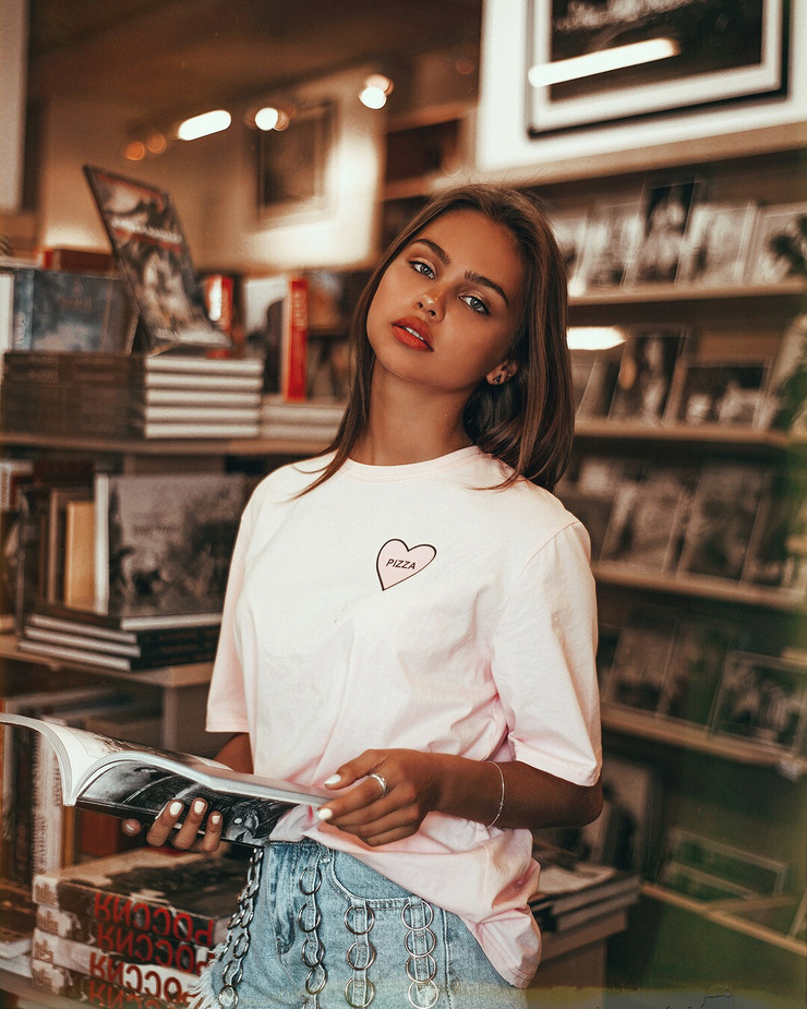 Picture of Alice Deren