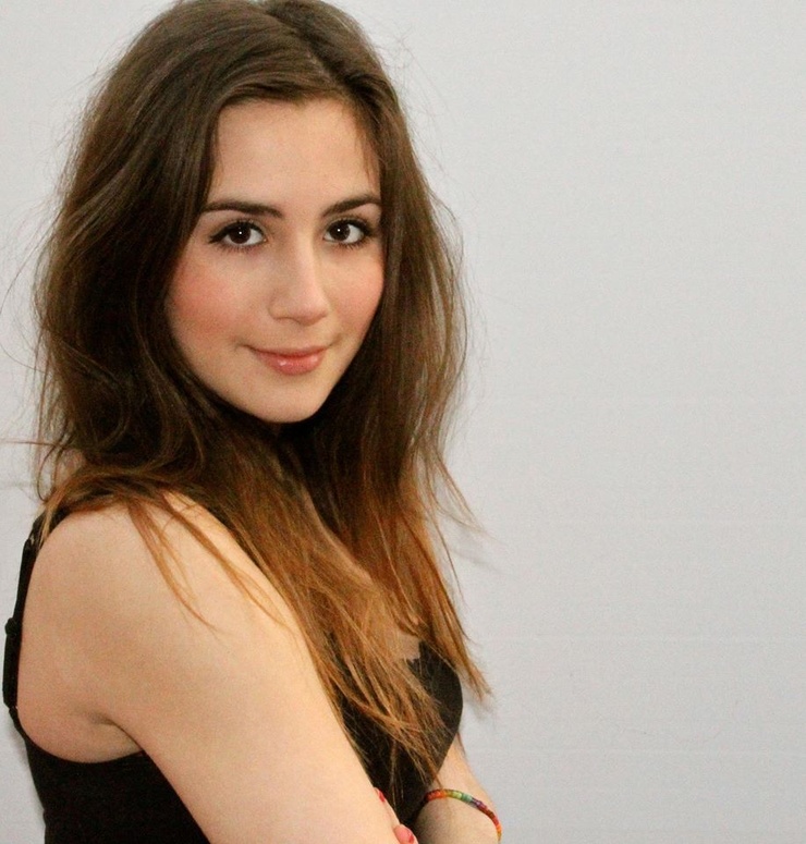 Picture of Poppy Abbott