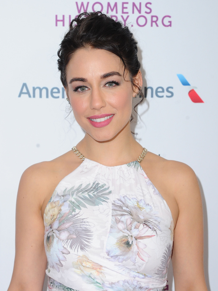 Image of Jade Tailor