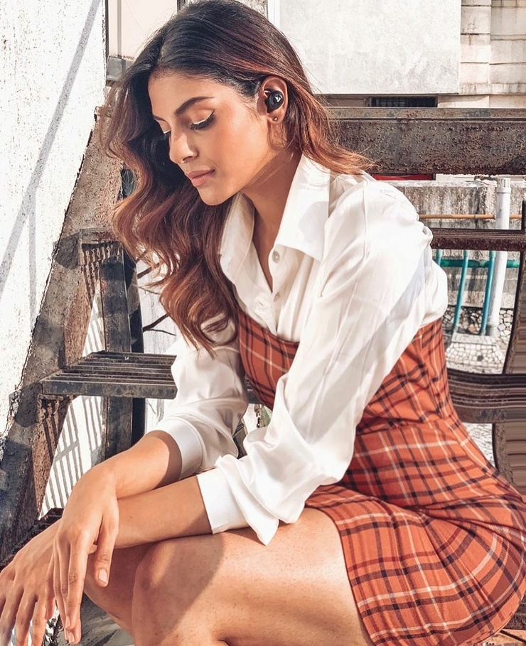 Picture of Harshadaa Vijay