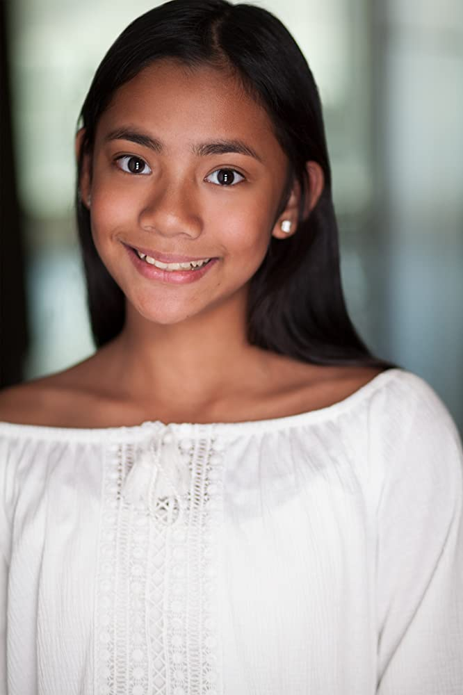 Gabrielle Quinn image