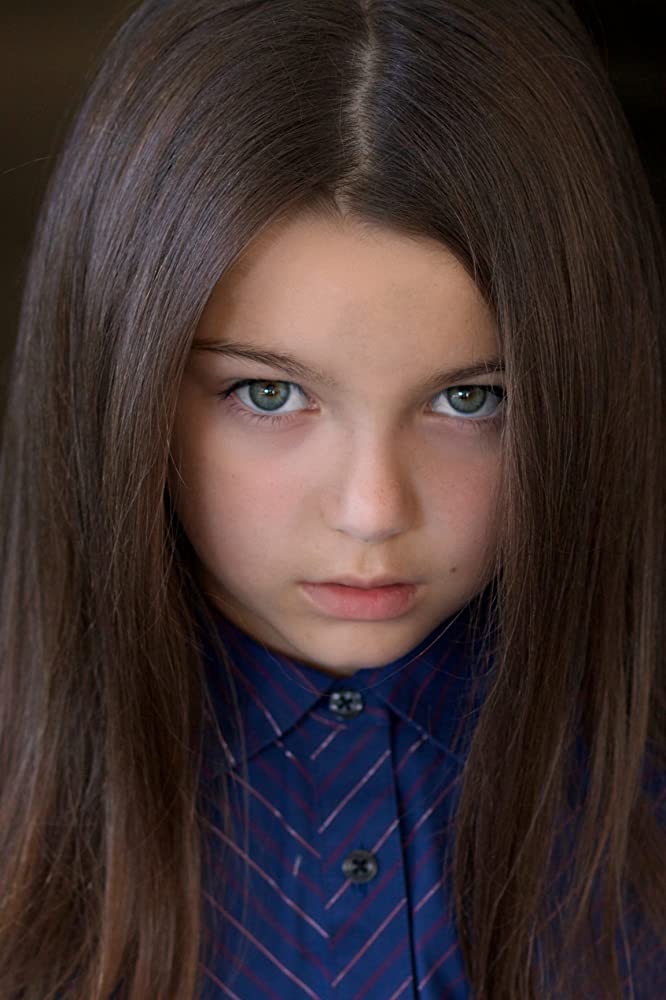 Mila Harris image