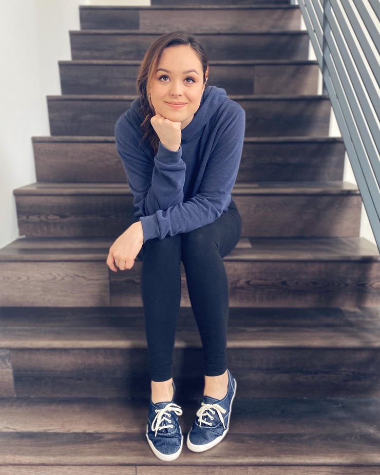 Hayley Orrantia picture