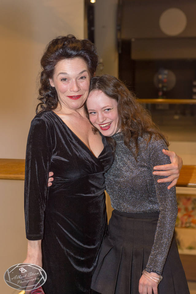 Julia Stemberger + Fanny Altenburger