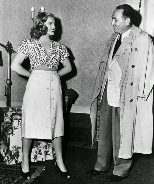 Lizabeth Scott, Hal Wallis