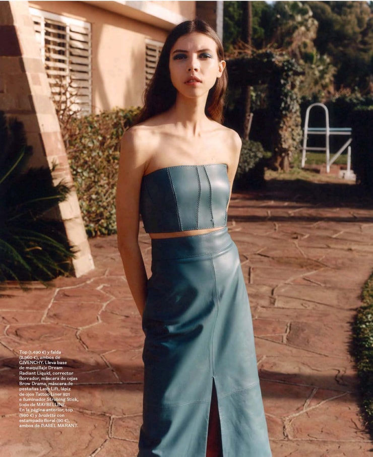 Picture of Lea Julian