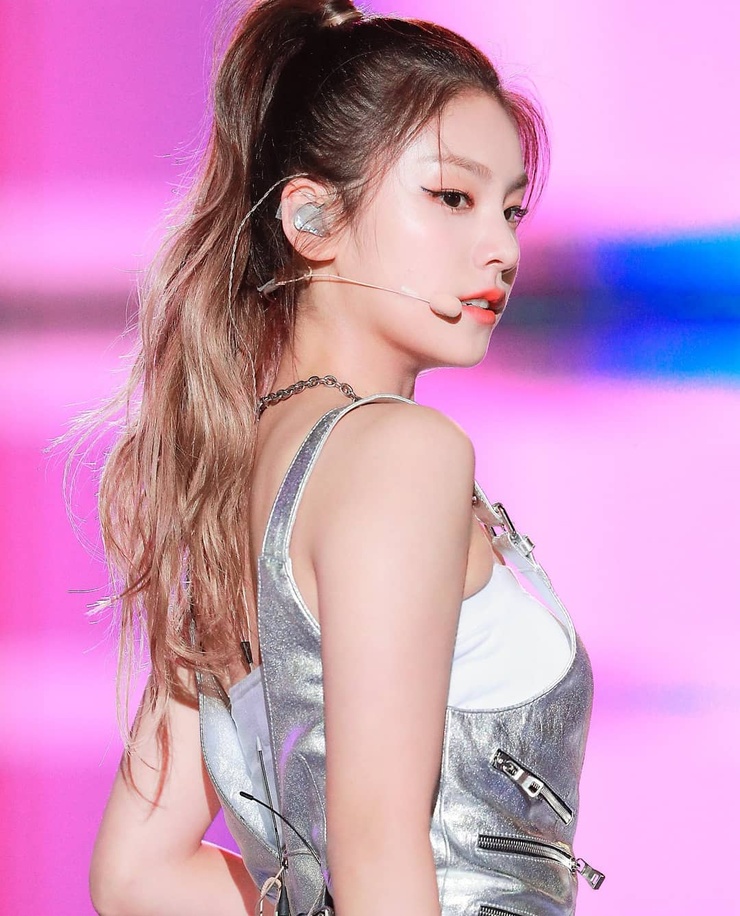 Picture of Yeji