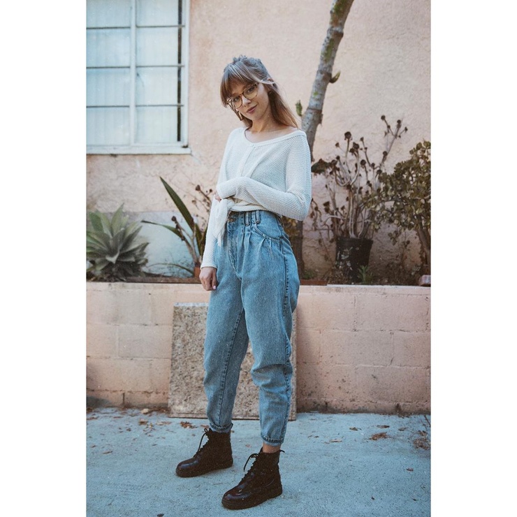 Picture of Anna Lore