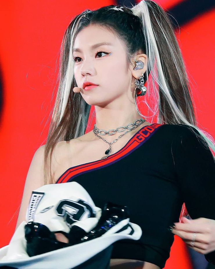 Picture of Yeji