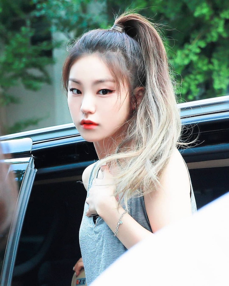 Picture of Yeji