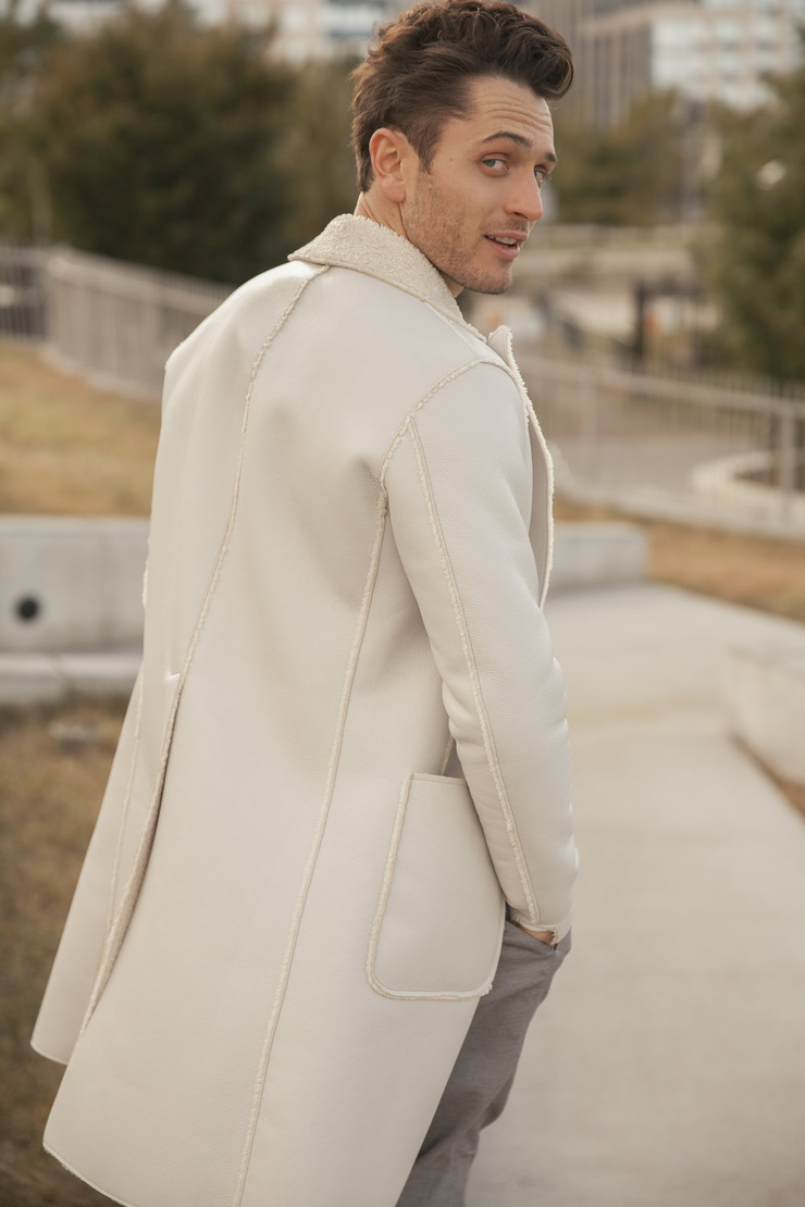 Image of Colin Woodell