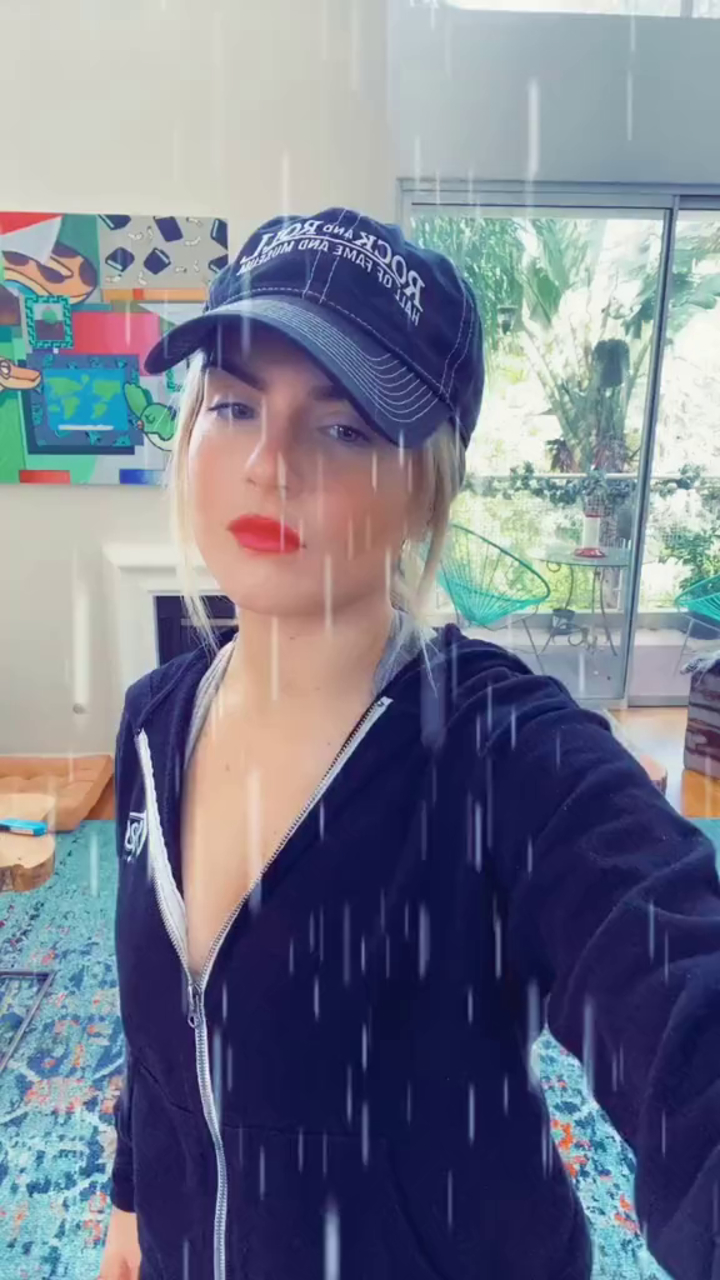 Picture of Joanna 'JoJo' Levesque