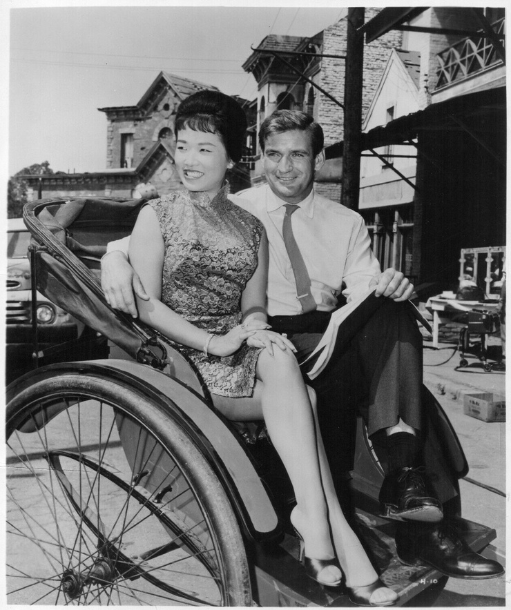 Mai Tai Sing, Rod Taylor