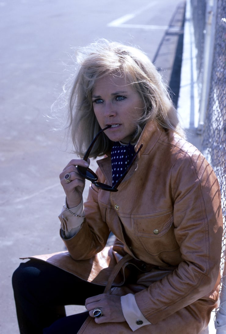 Wanda Ventham image