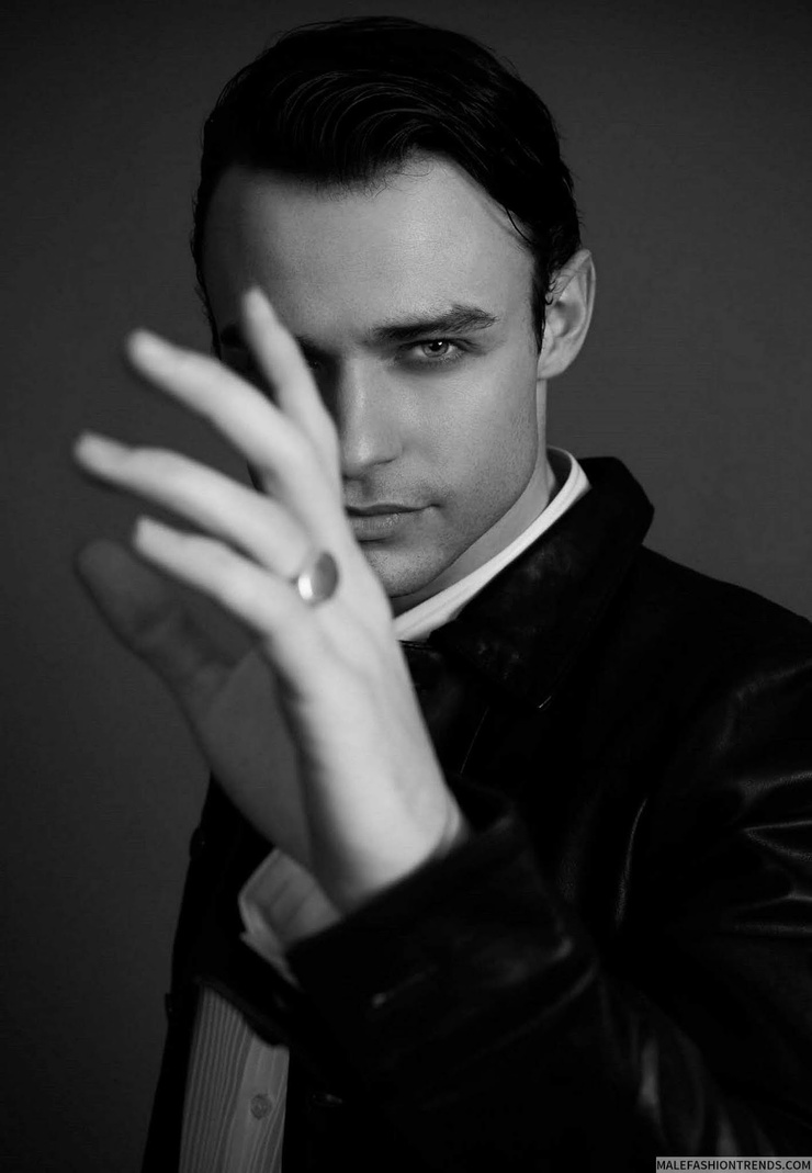 Thomas Doherty picture