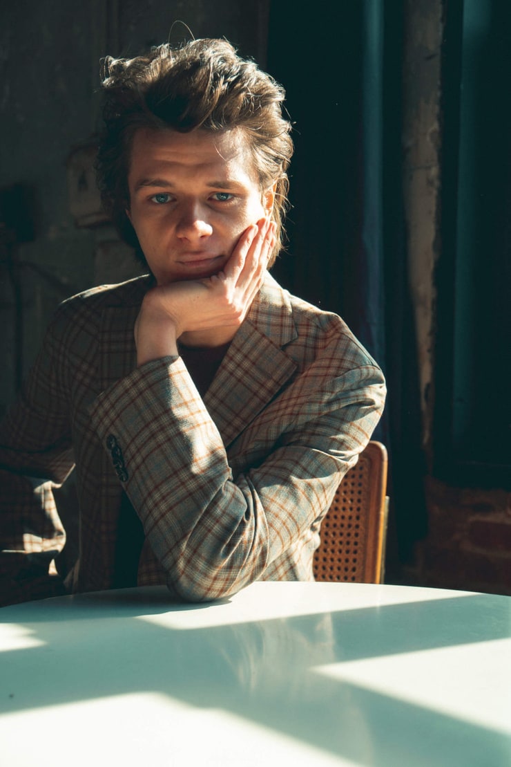 Charlie Tahan picture