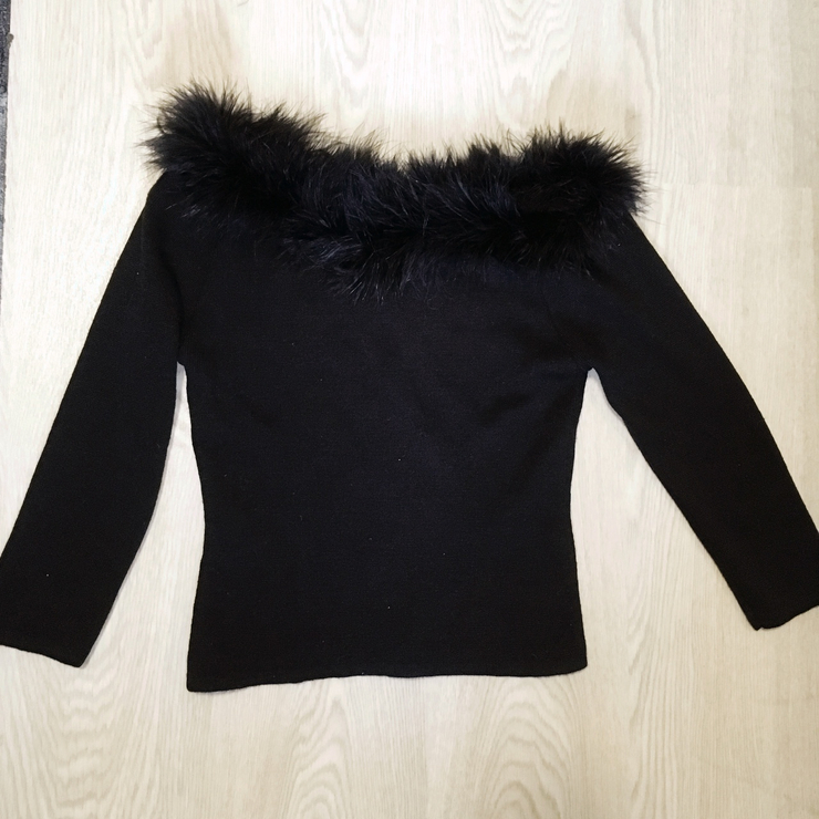 Picture of True vintage 90s feather trim marabou top