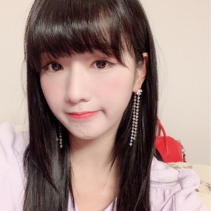 Picture of Yoon Bomi